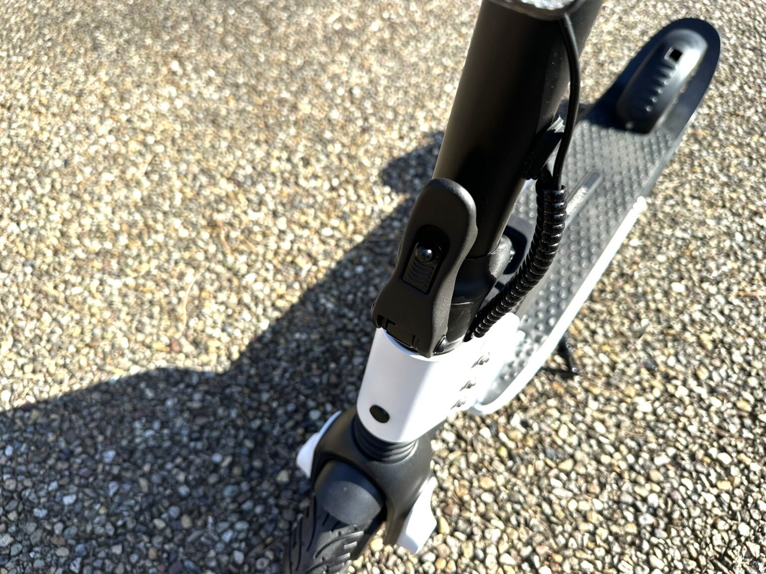 特定小型原付 VERACITY V-Liteを徹底レビュー：免許なしで公道を走れる電動キックボードの評判は？ | サイクリング・レビュー